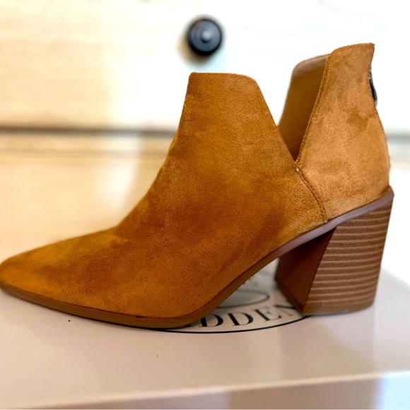 Shoes | New Never Worn Camel Booties | Poshmark